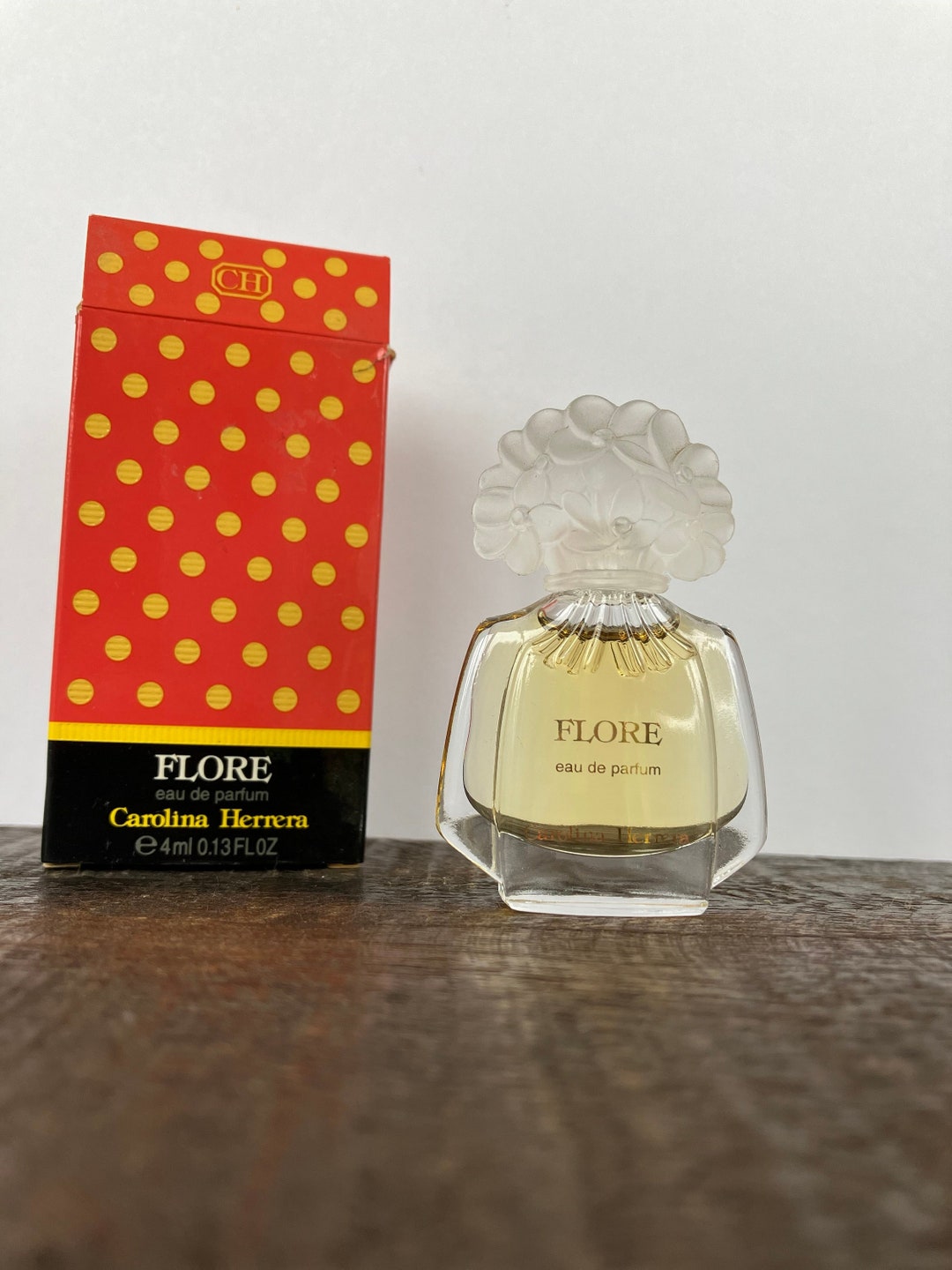 Flore by Carolina Herrera Vintage 1994 Eau De Parfum Miniature 4 Ml .13 ...
