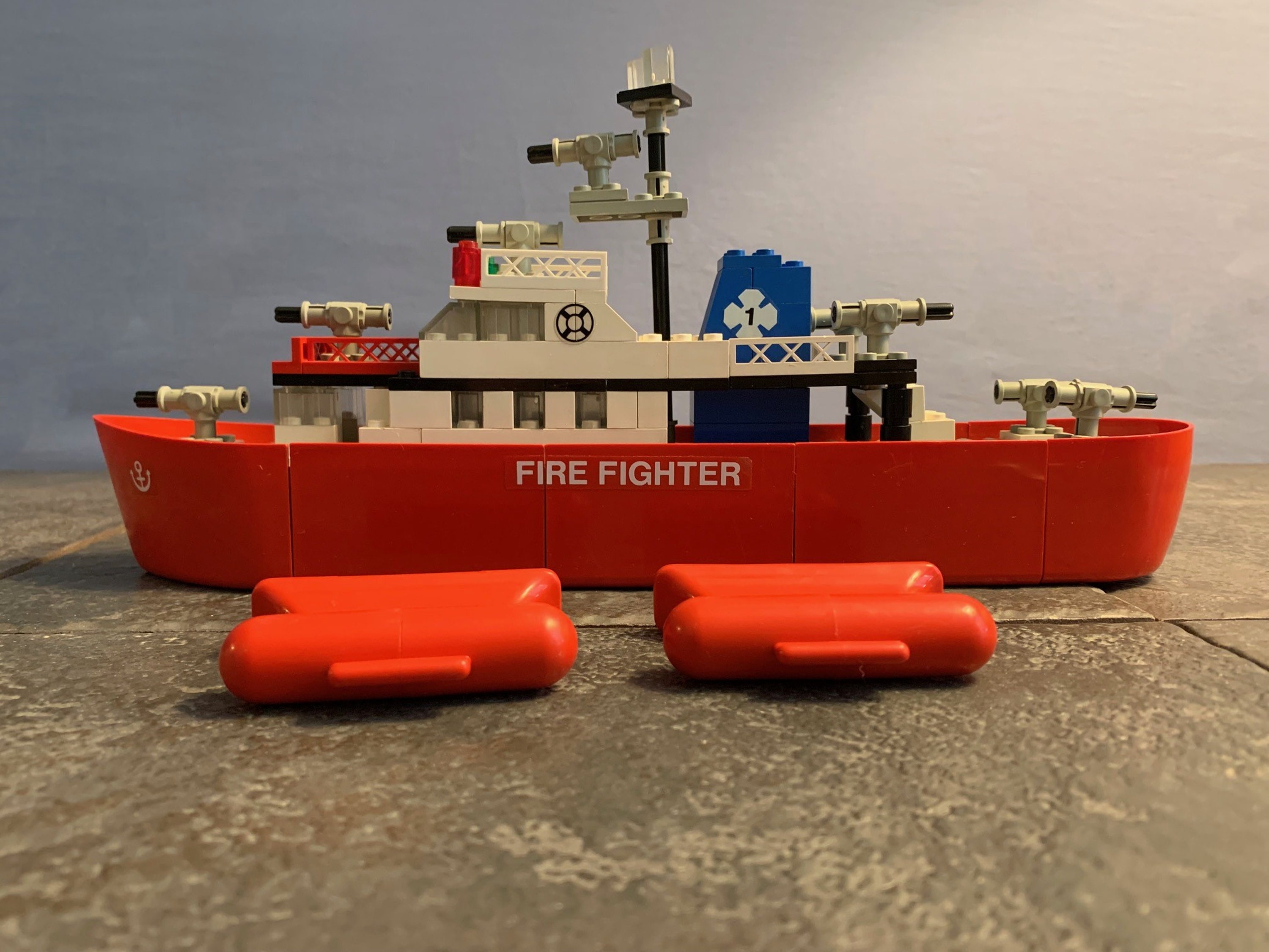 Vintage 1978 LEGO Fire Fighter Ship:775 100% Complete Retired. Original ...