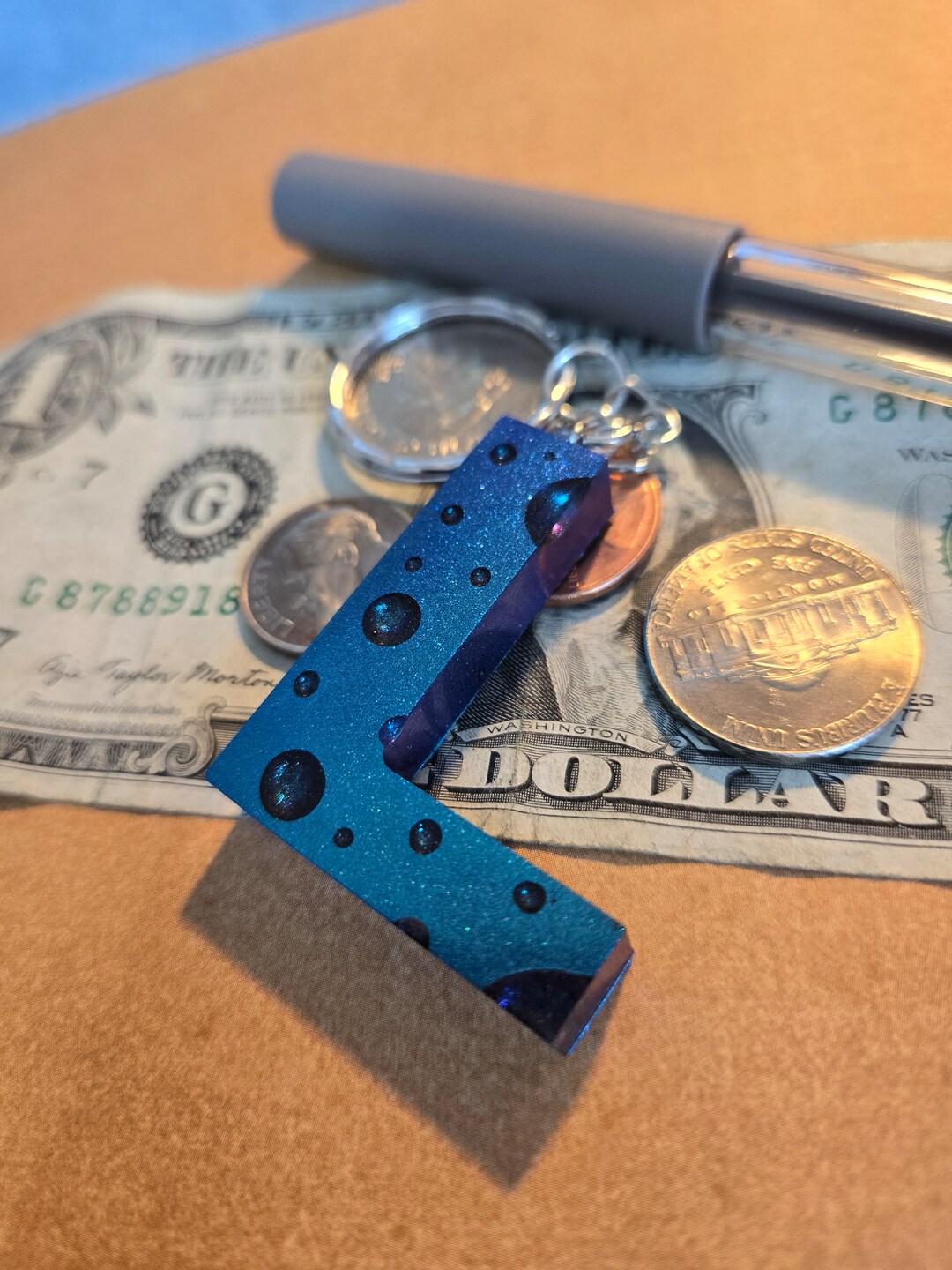 Rain Drop Metallic Color Shifting Initial Letter L Keychain in Blue ...