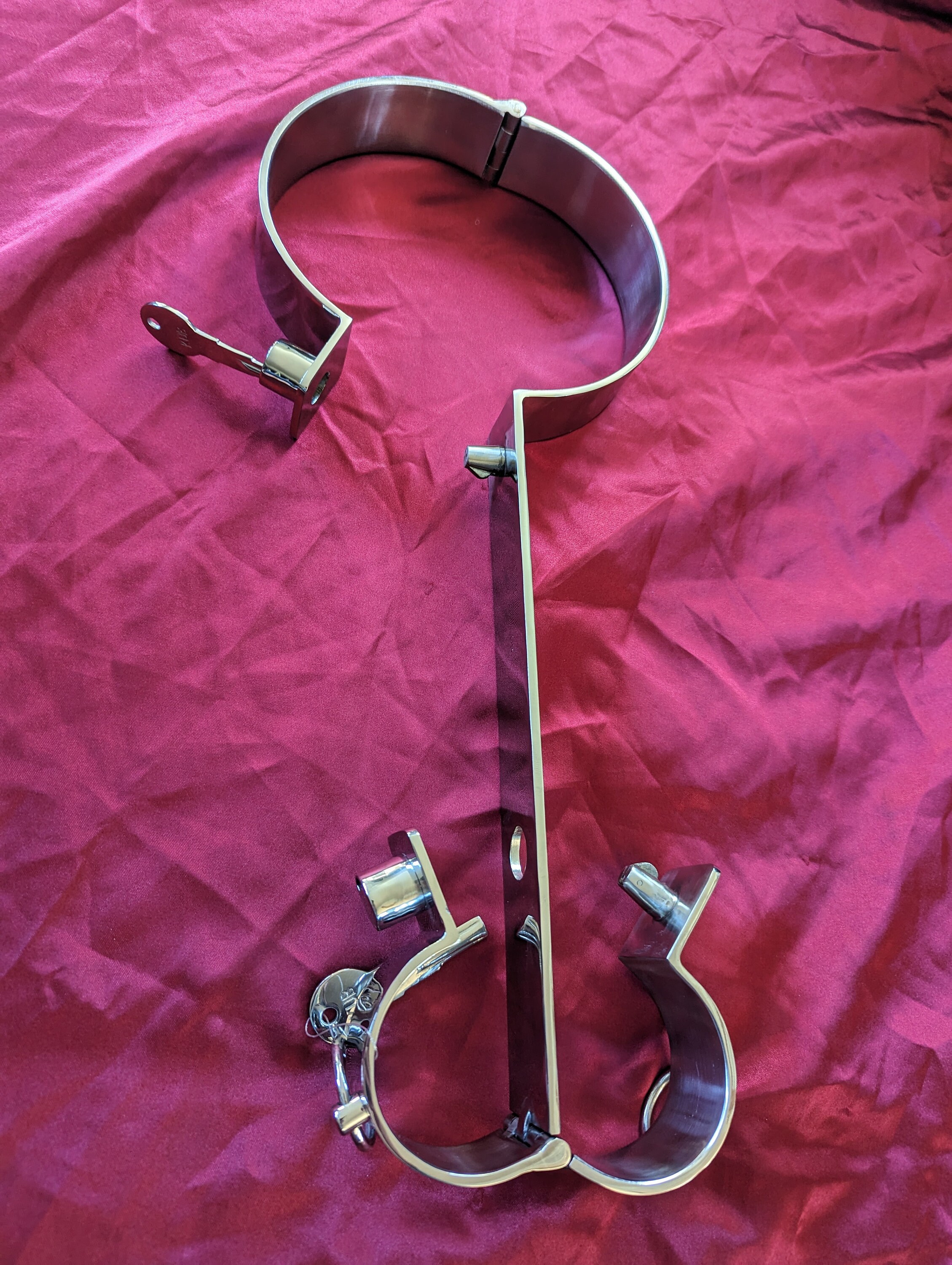 Shrew's Fiddle Rigid Steel Bondage Yoke Locking Heavy Neck Restraint ...