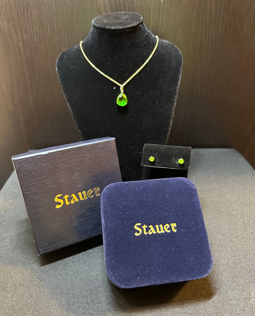Stauer Green Helenite Necklace and Stud Earrings - Etsy