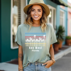 Key West Trendy Retro Tshirt for Women, Key West Beach Vacation ...