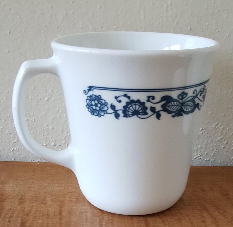 Vintage Corningware ‘corning’, Old Town Blue Mug Set. Blue Flowers on a ...