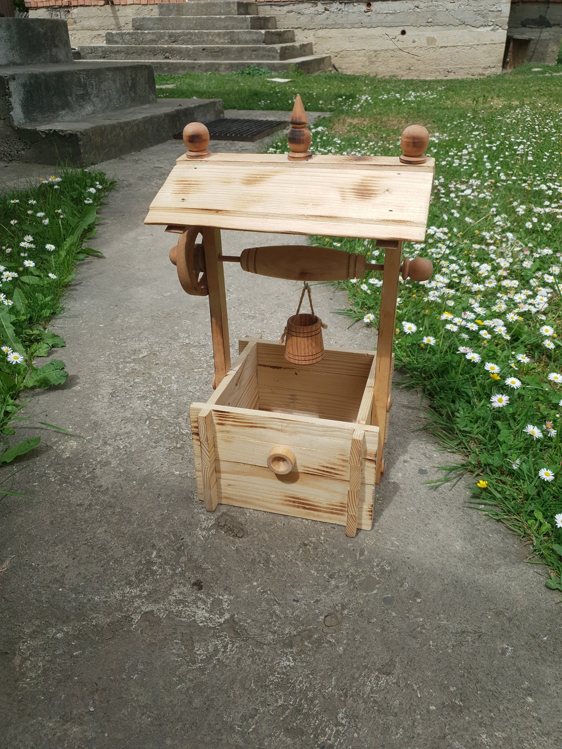 Rustic Wooden Outdoor Wishing Well Decorative Yard Decor Quaint Gift ...