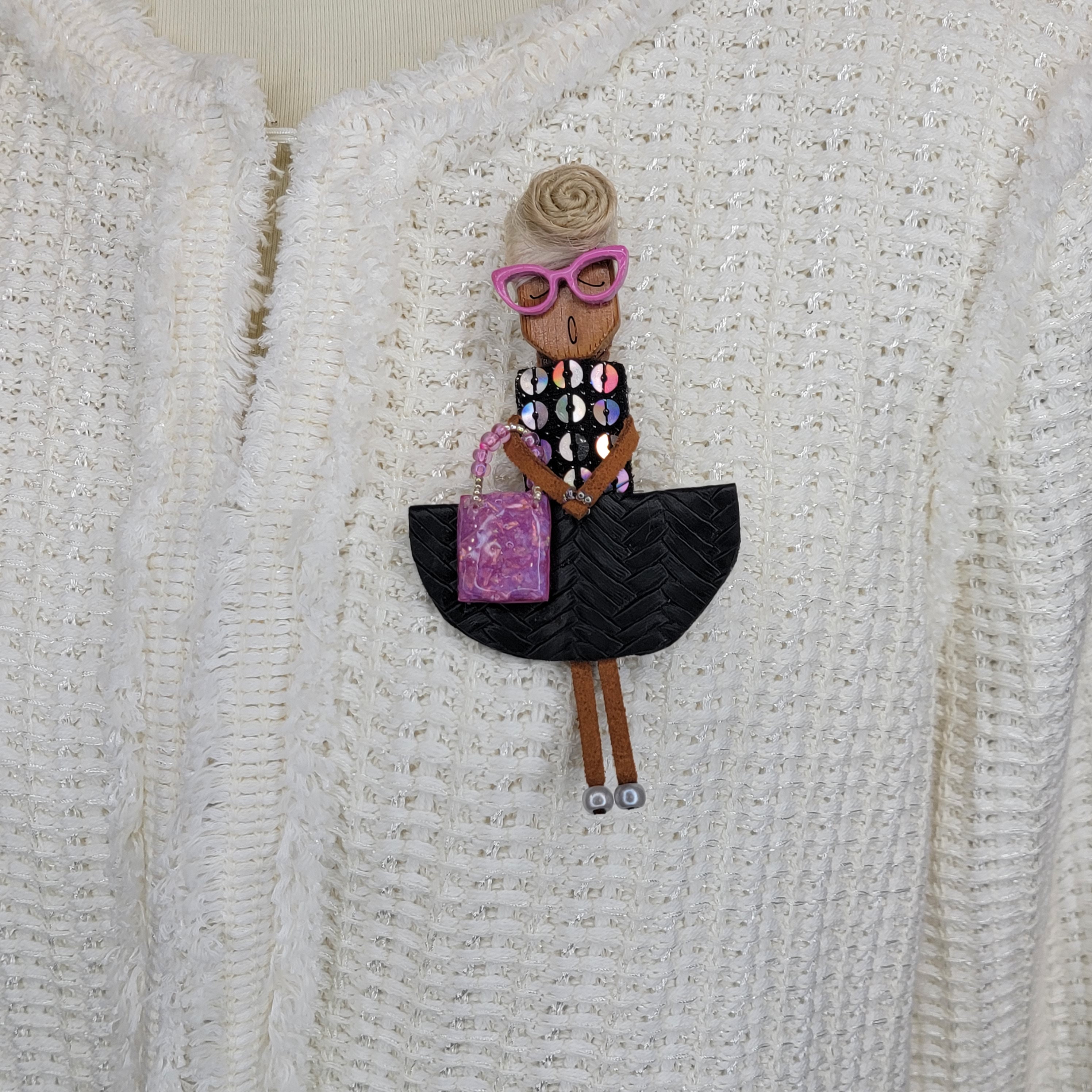 Empowering Brooch Pin, African Woman Brooch, Woman With Locs Brooch ...