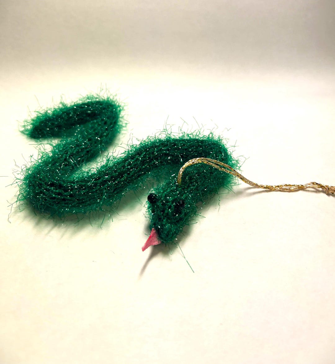 Green Knitted Snake, Flexible, Cute Little Snake for Christmas Tree. - Etsy