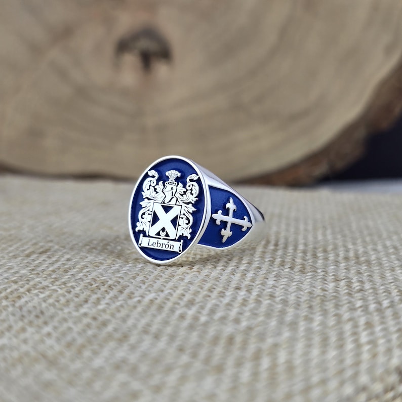 Custom Family Crest Signet Ring Silver Heraldic Coat of Arms Ring ...