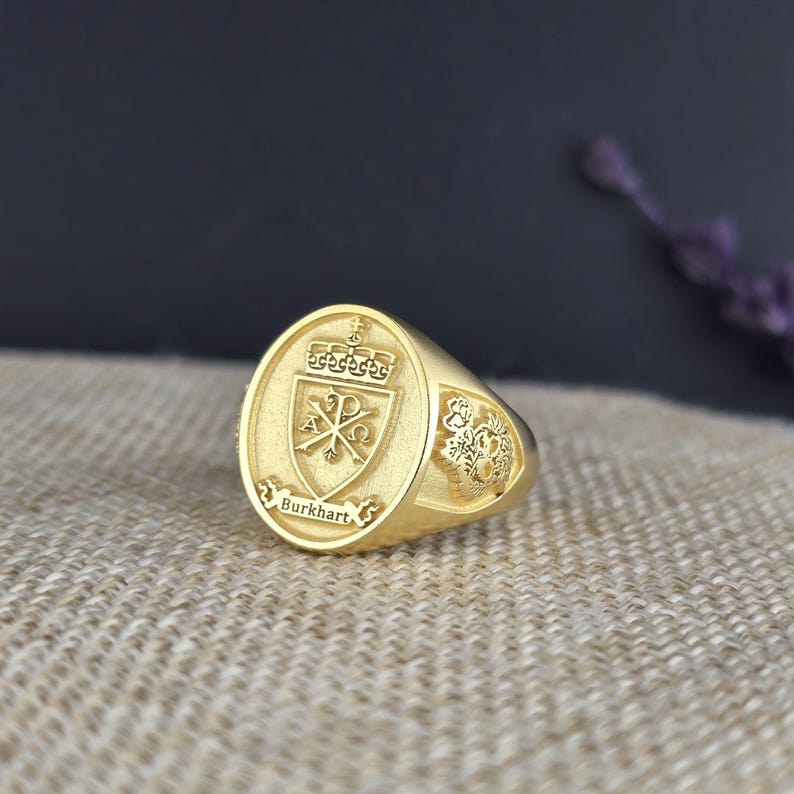 Gold Family Crest Signet Ring, Custom Coat of Arms Ring, Personalized ...