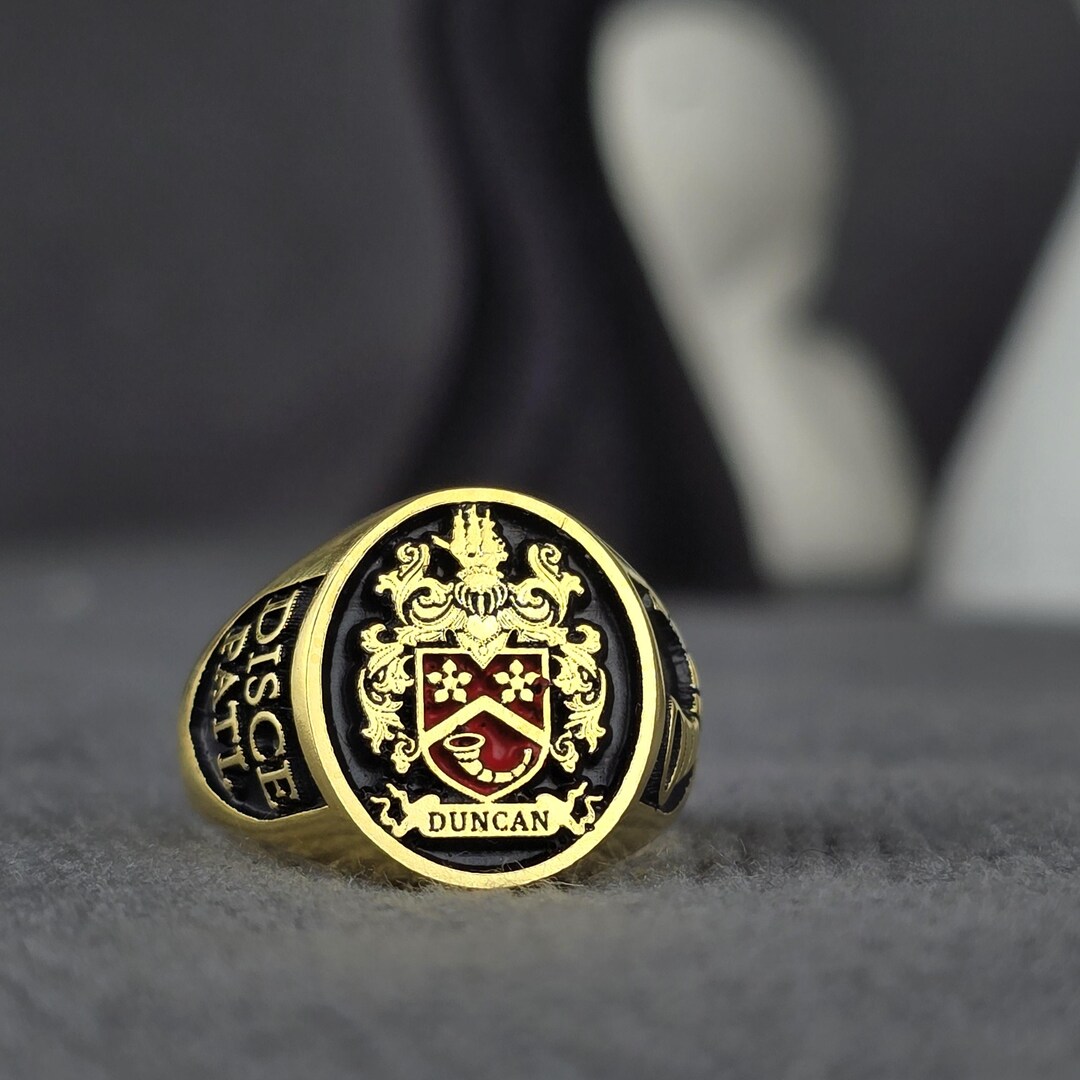 Custom Family Crest Signet Ring, Duncan Coat of Arms Ring, Heraldic ...