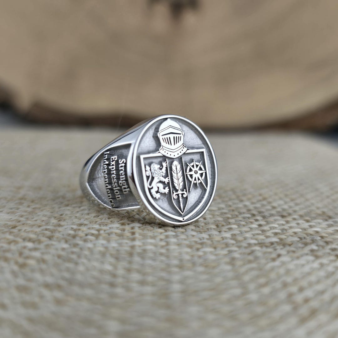 Silver Coat of Arms Ring / Knight Crest Signet / Symbolic Heraldic Ring ...