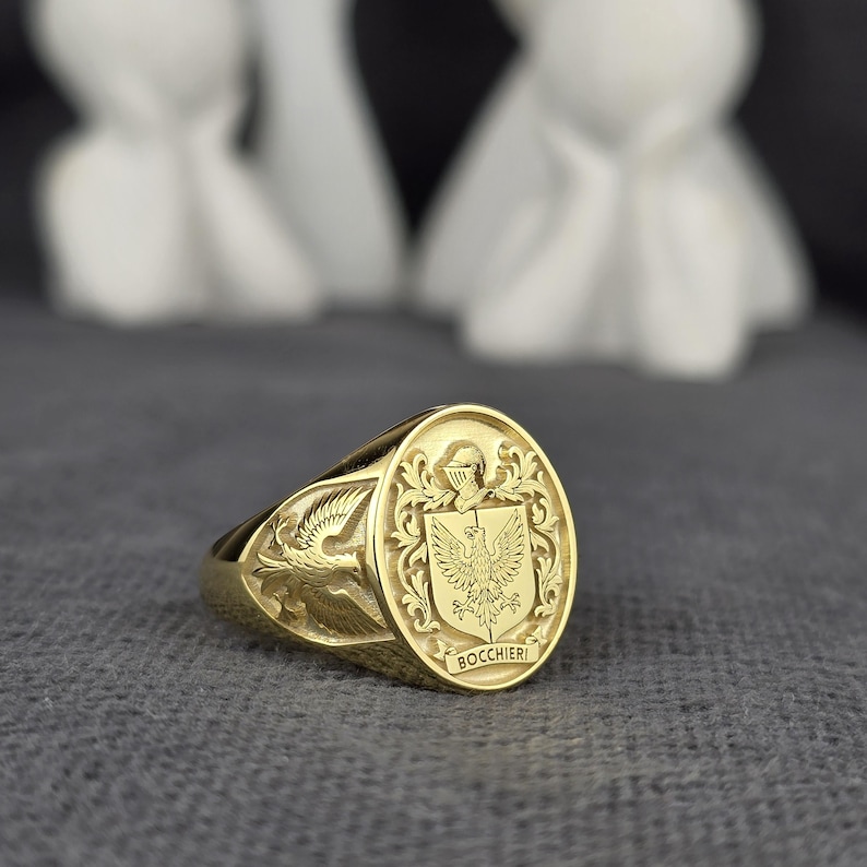 Custom Family Crest Ring, Personalized Coat of Arms Jewelry, Gold ...