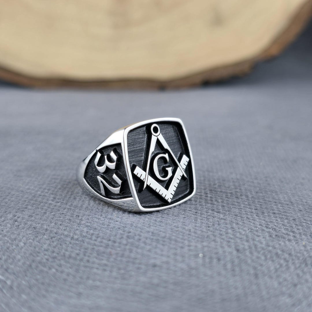 Masonic Square Compass Ring With G Symbol / Silver Signet Style ...