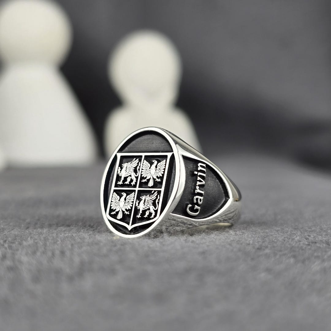 Heraldic Crest Signet Ring for Men, Custom Family Coat of Arms Ring ...