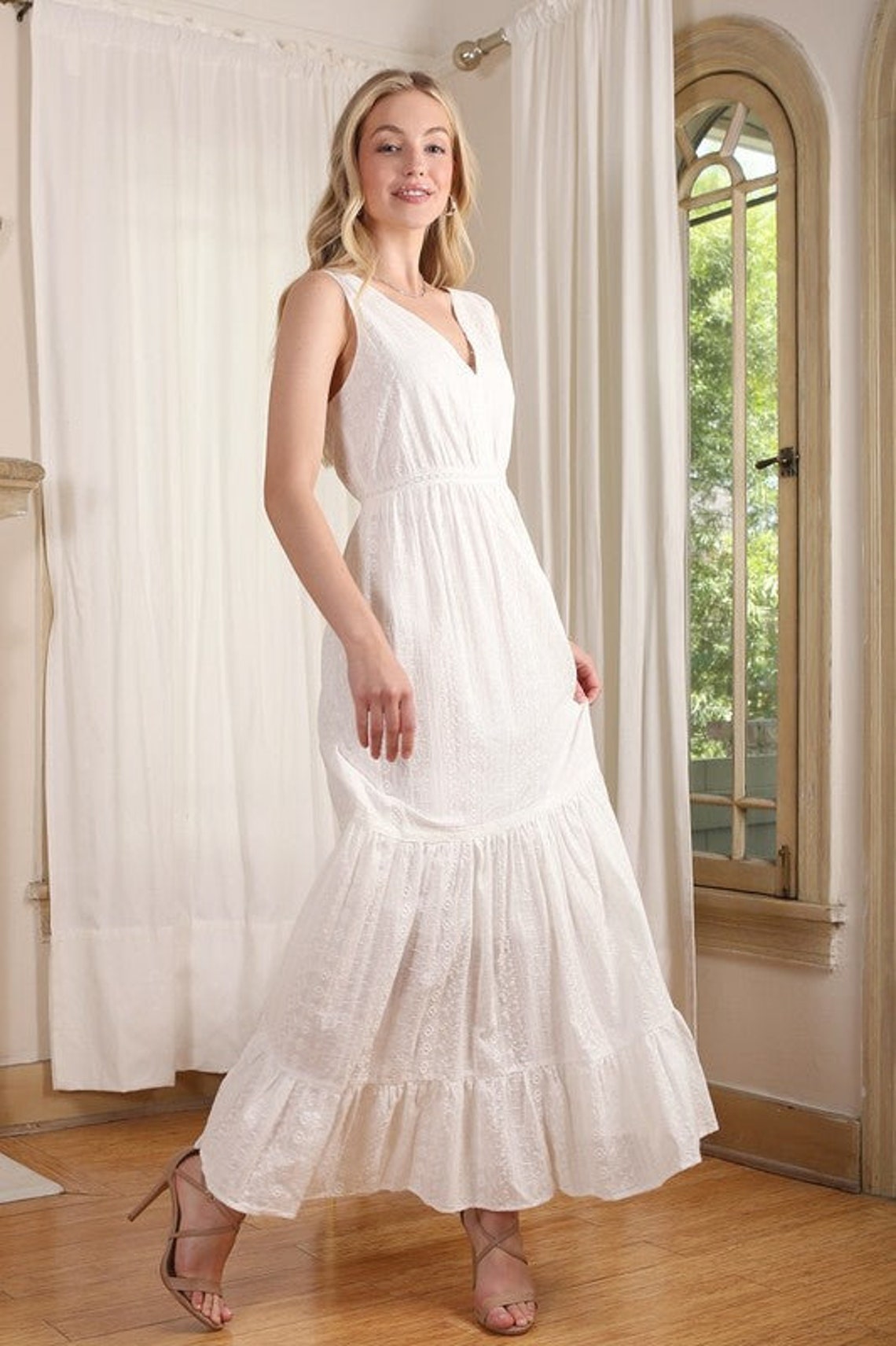 White V-neckline Embroidered Tiered Dress, Sundresses for Women ...