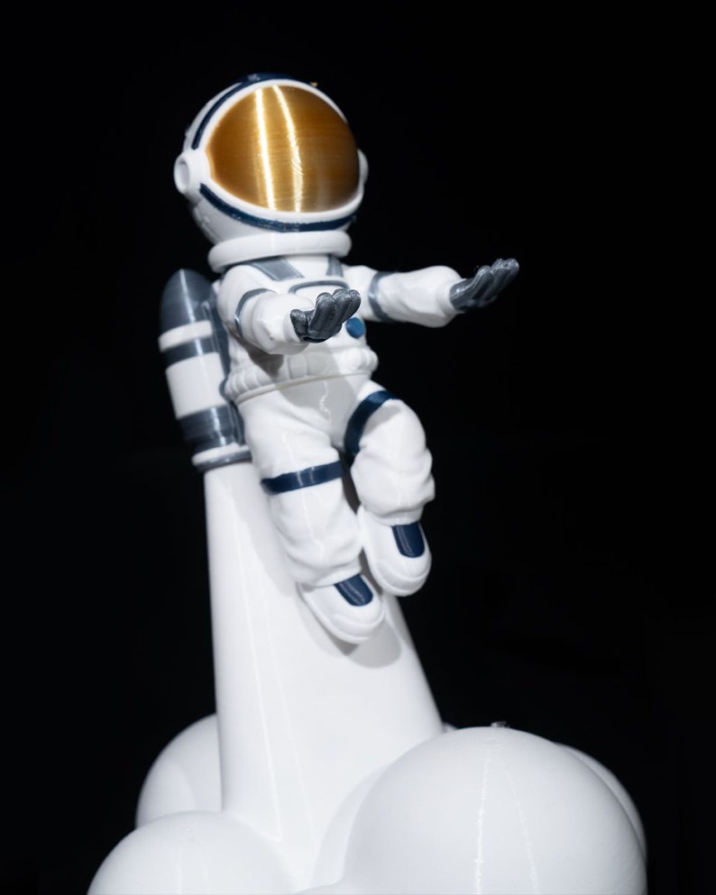 3d-printed Astronaut Console Controller Holder - Elevate Your Gaming ...