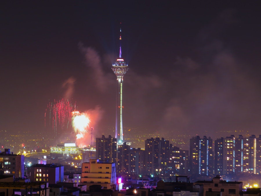 Five High-quality Photos of the Tehran & Milad Tower Milad Skyscraper ...