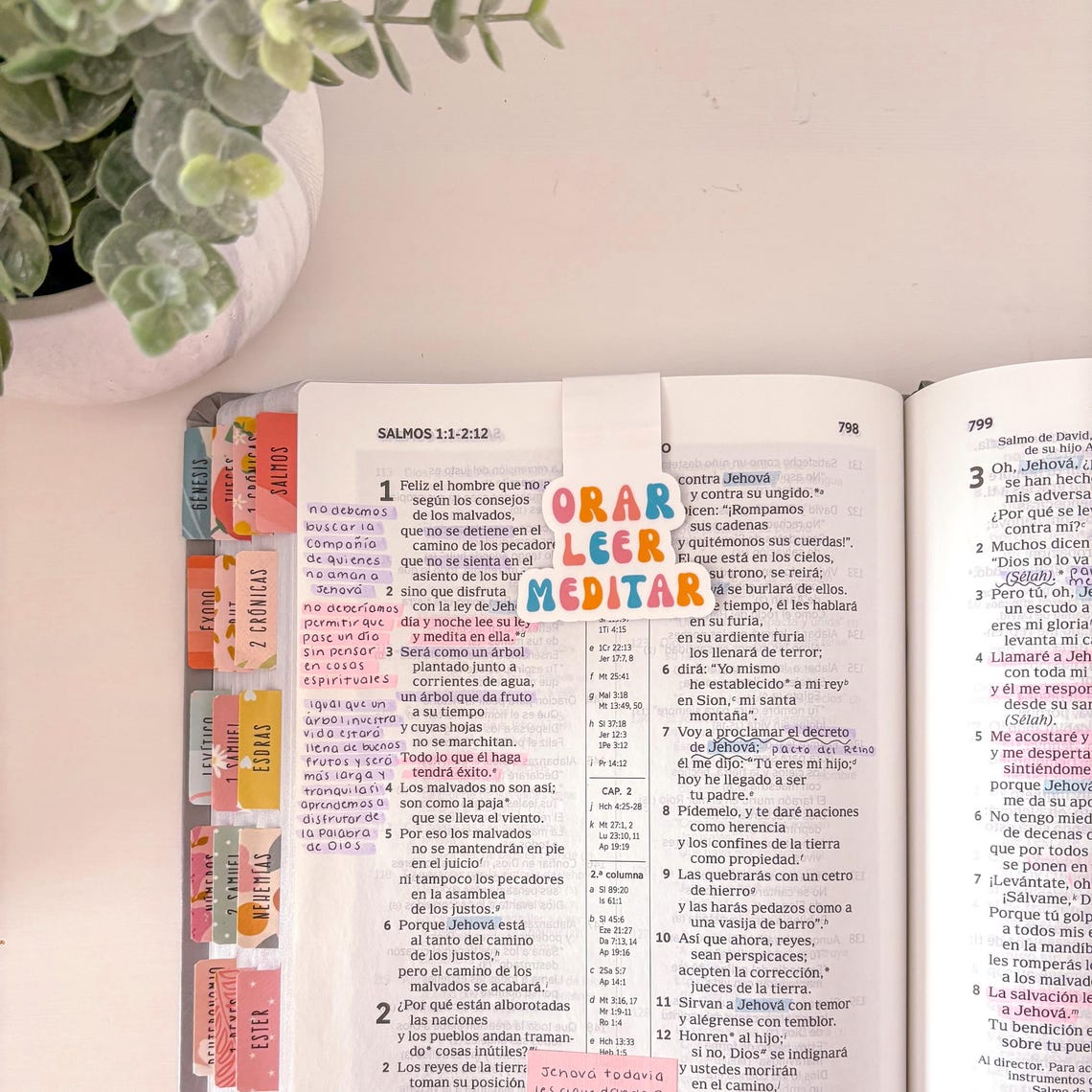 Orar, Leer, Meditar MAGNETIC BOOKMARK - Etsy