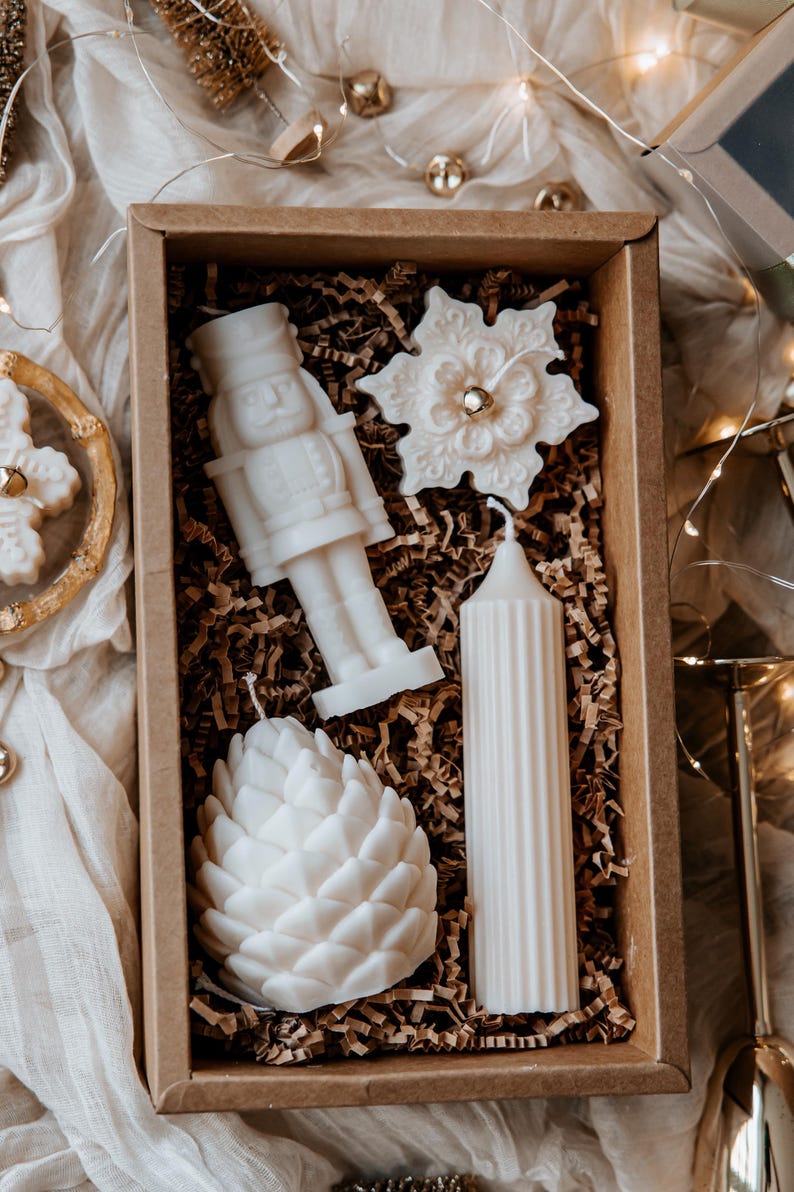 Handmade Soy Wax Christmas Candle Gift Set: Holiday Decor - Etsy