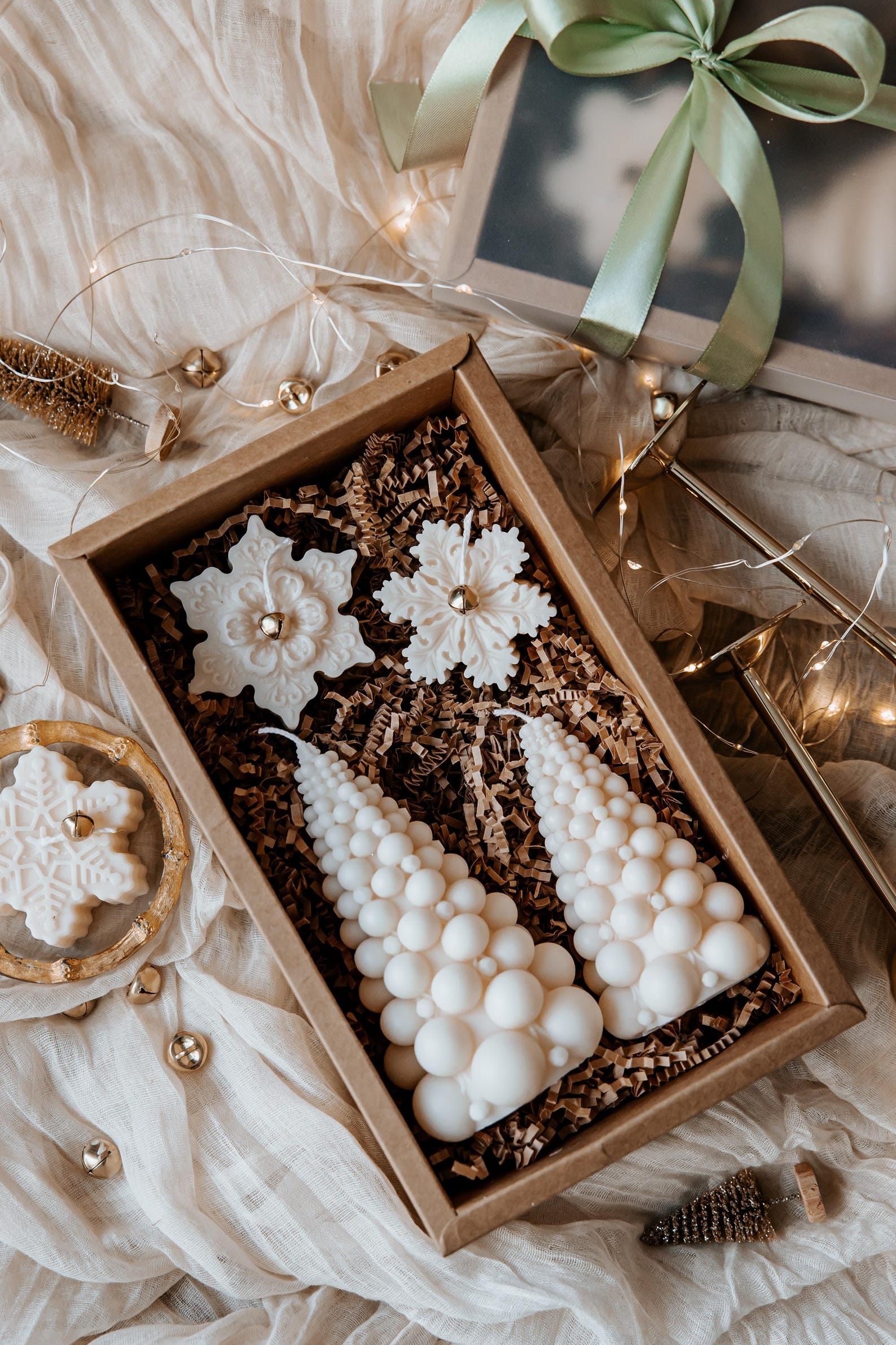 Handmade Soy Wax Christmas Candle Gift Set: Tree & Snowflake Decor - Etsy