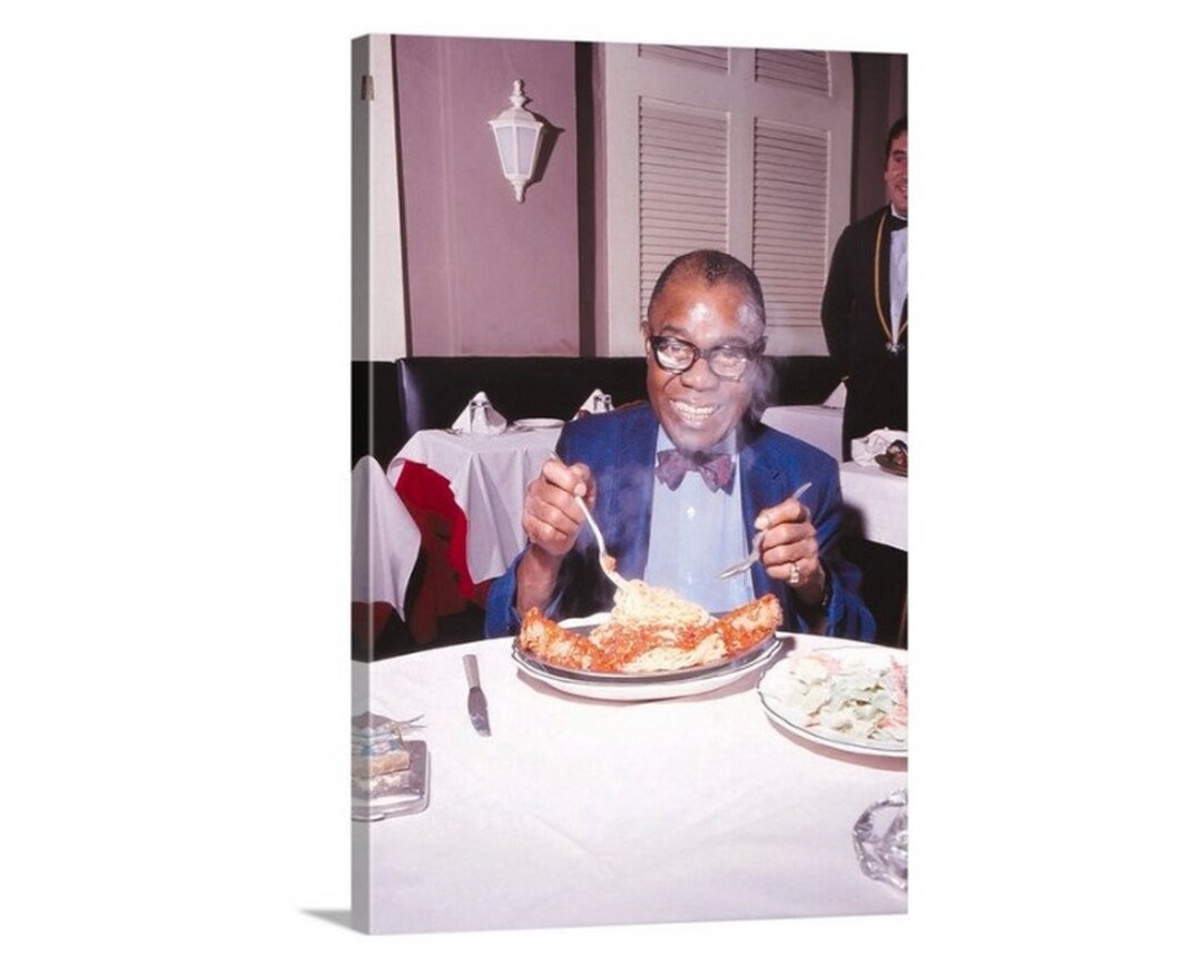 Louis Armstrong Eating Spaghetti 8x10 Art Photo Posters Movies Star ...
