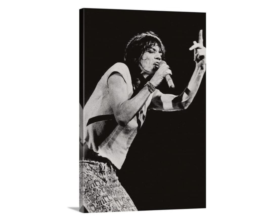 MJ Performing With Mic Wall Art Photo Posters Movies Celebrity Office ...