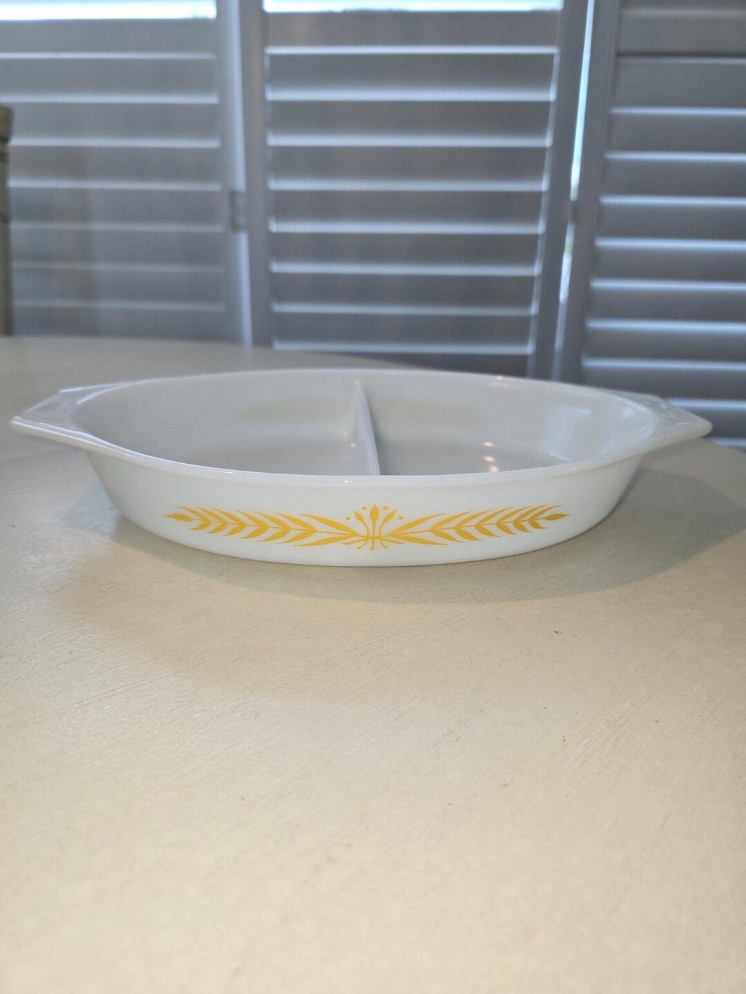 Pyrex Royal Wheat 1.5 Quart Oval Divided Dish - VTG - Etsy