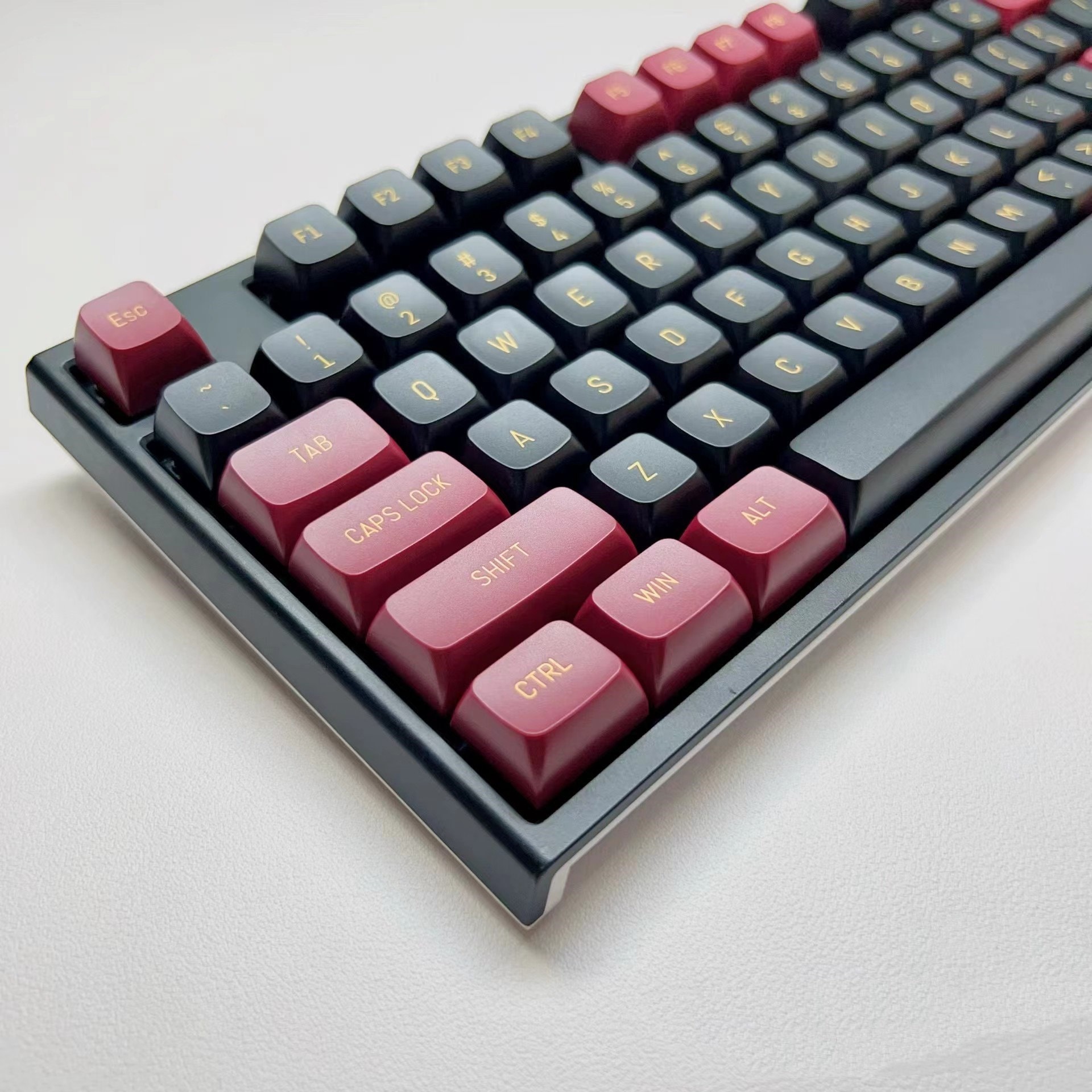 Red Black Keycap Set, Classic Two Colors Keycap Set, 148 Keys Keycaps ...
