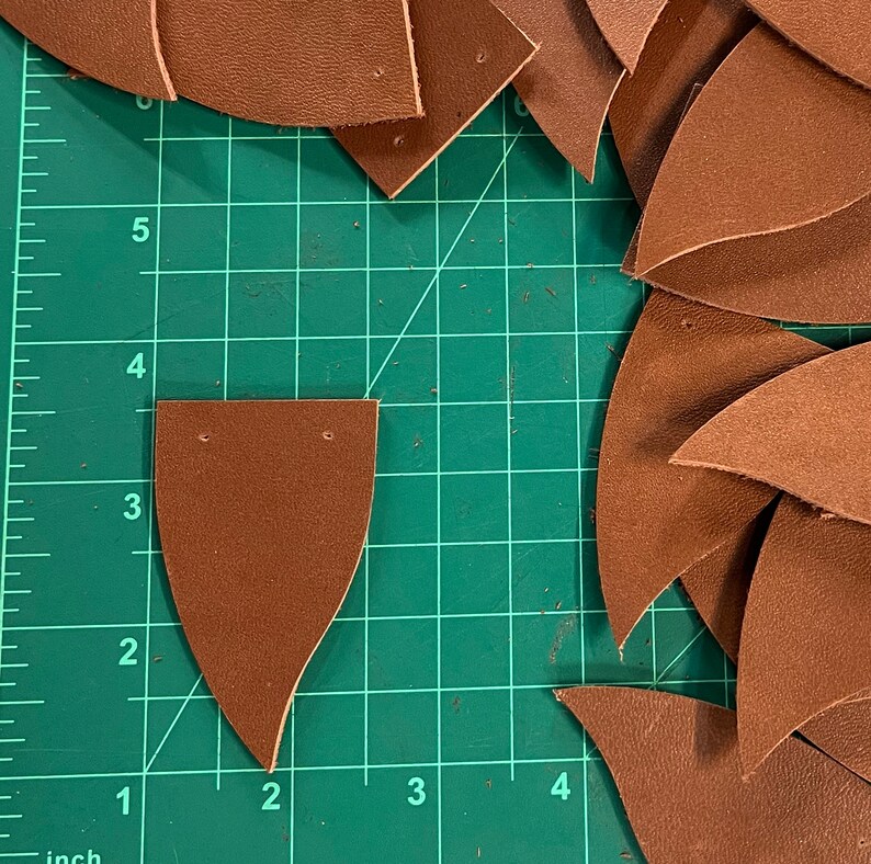 25 Leather Scales for Costume Makers 3 Types: Leaf 1, Leaf 2 and Dragon ...