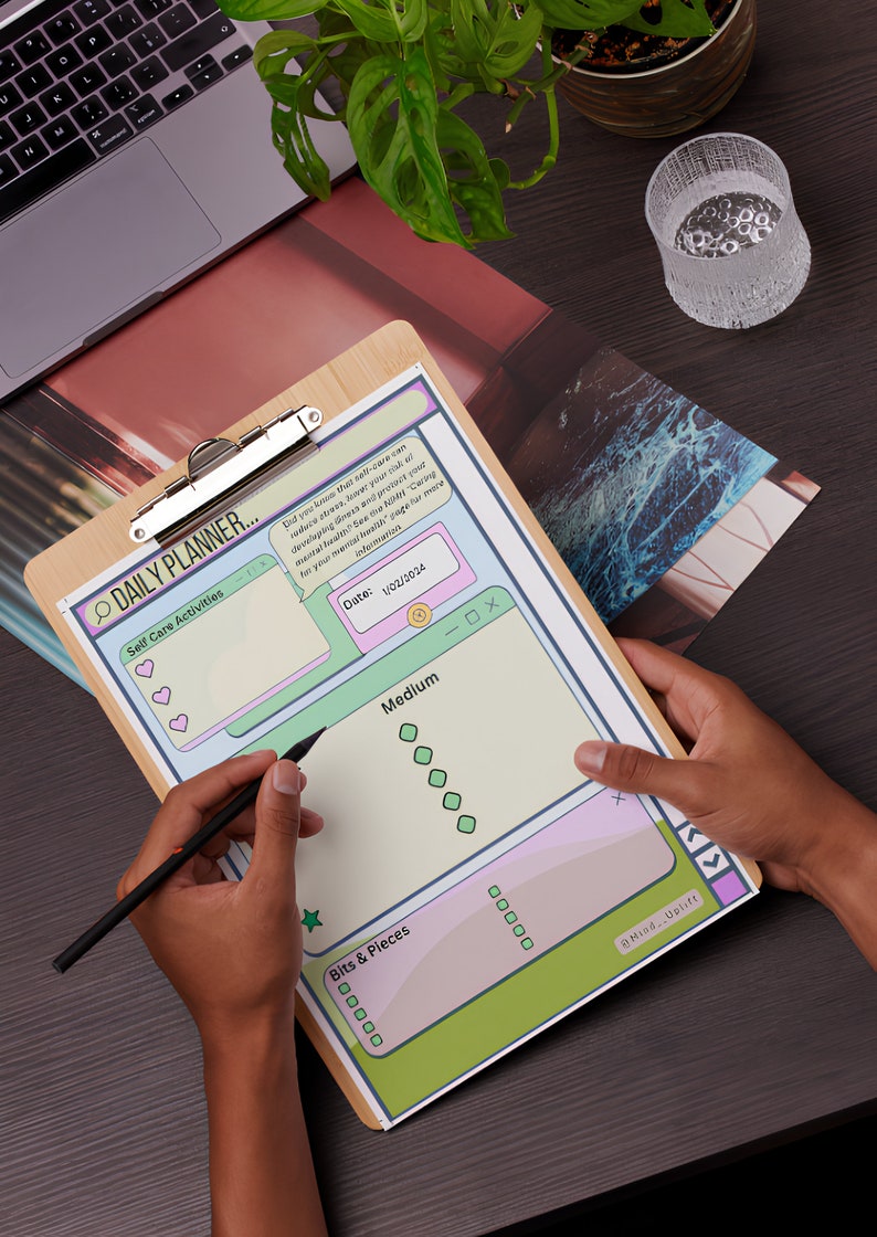 Retro 2000s Daily Planner - Etsy