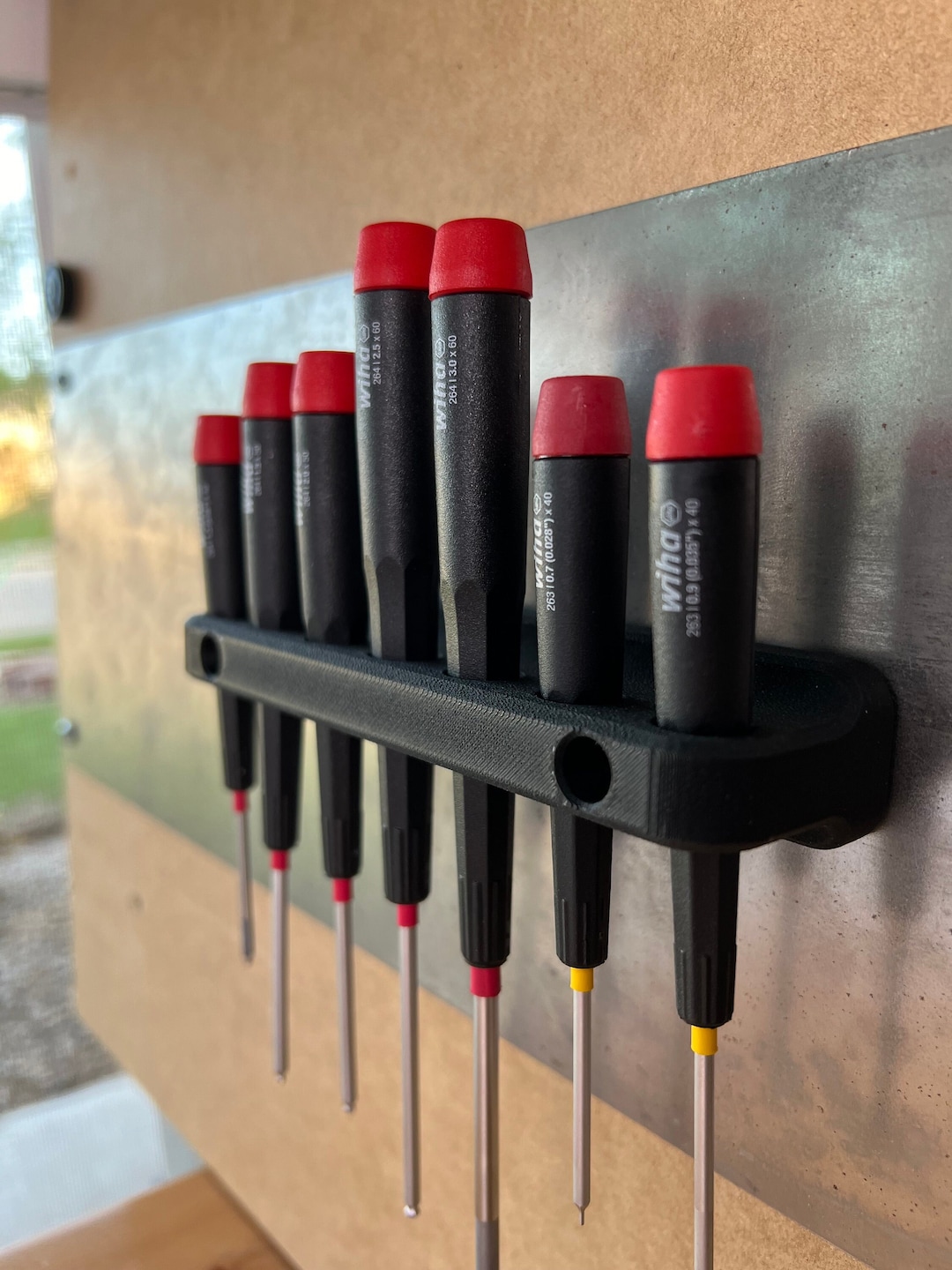 7-slot Wall Mounted Magnetic Rack for WIHA Precision Screwdrivers - Etsy