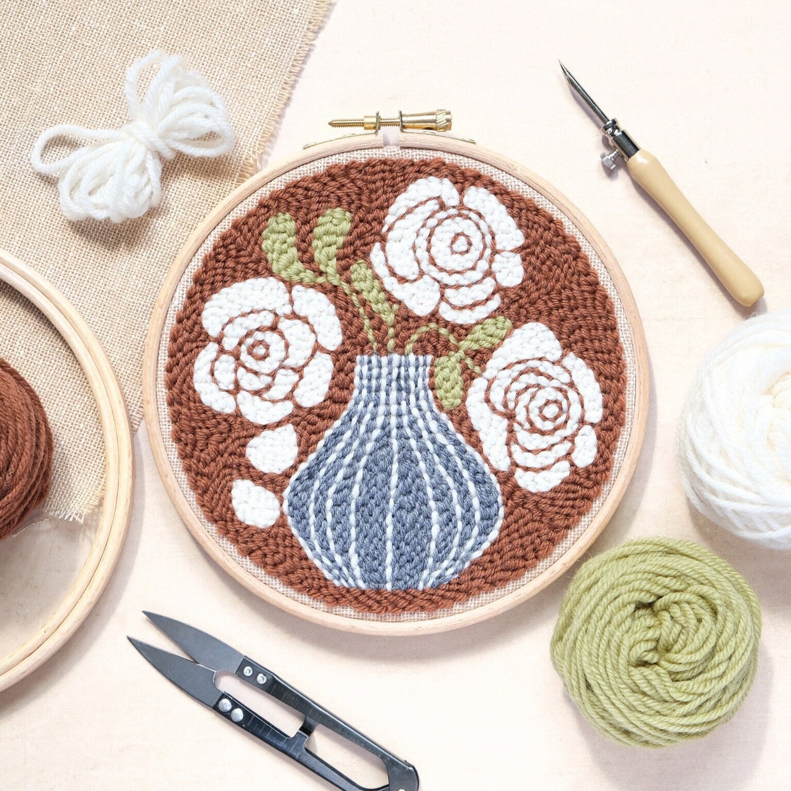 Beginner Punch Needle Kit | Crafting Kit | Roses in Vase Flower Design ...