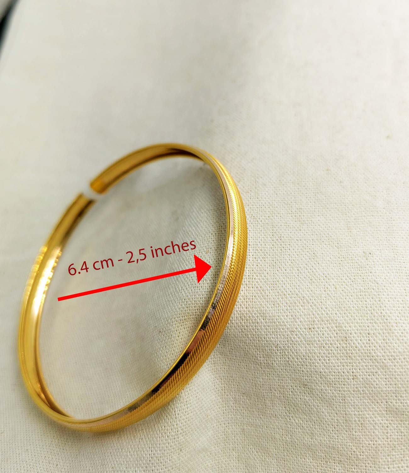 14K Solid Gold Bangle Bracelet, Yellow Polished Bangle Bracelets ...