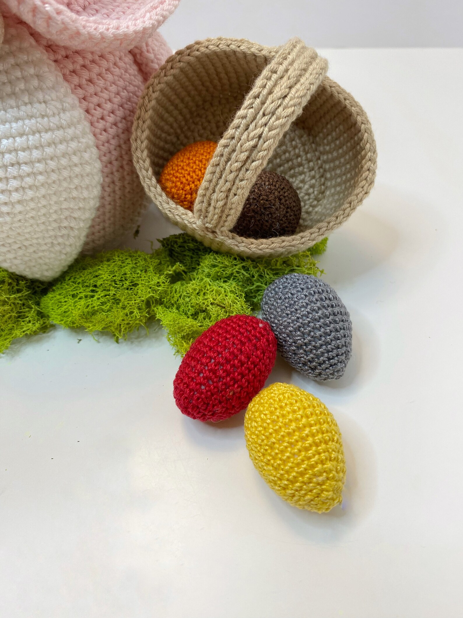 Easter Chicken Gnome Crochet Pattern: DIY Holiday Decor (PDF) - Etsy