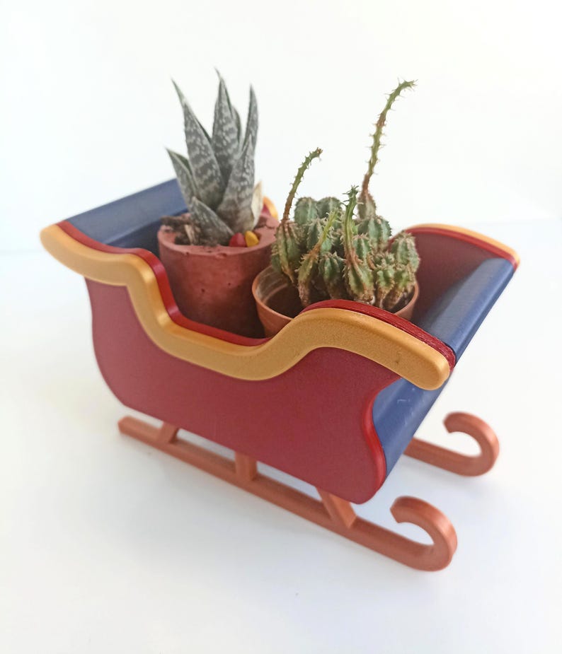 Santa Sleigh Planter: Christmas Succulent Pot, Xmas Decor - Etsy