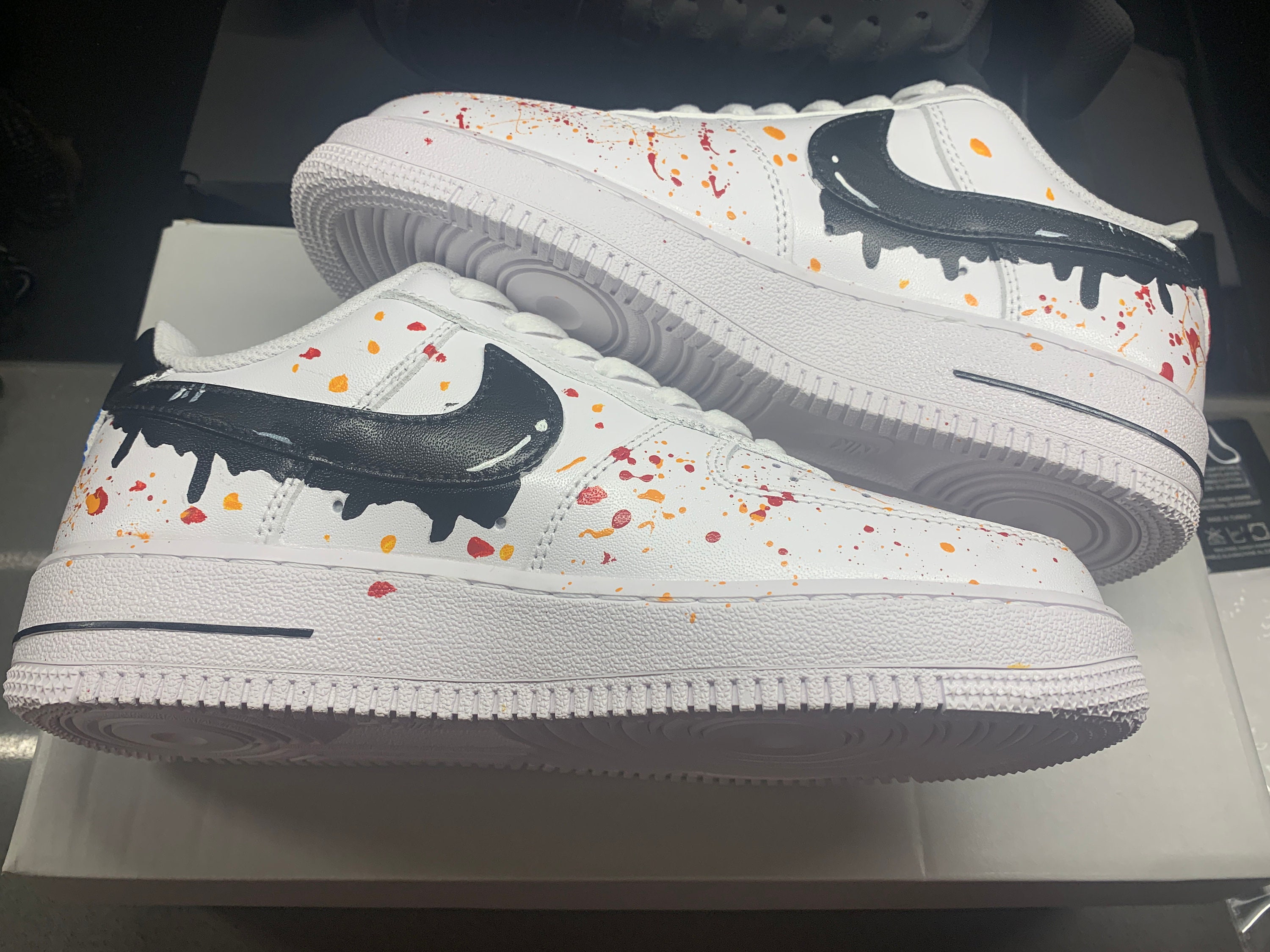 Custom Graffiti Art Nike Shoes, Splash Colored Paint, Personalized Nike ...