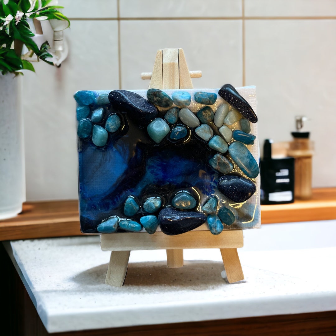 Ocean Blue Resin Crystals Painting With Holder | Resin Art | 9 X 7 Cm ...