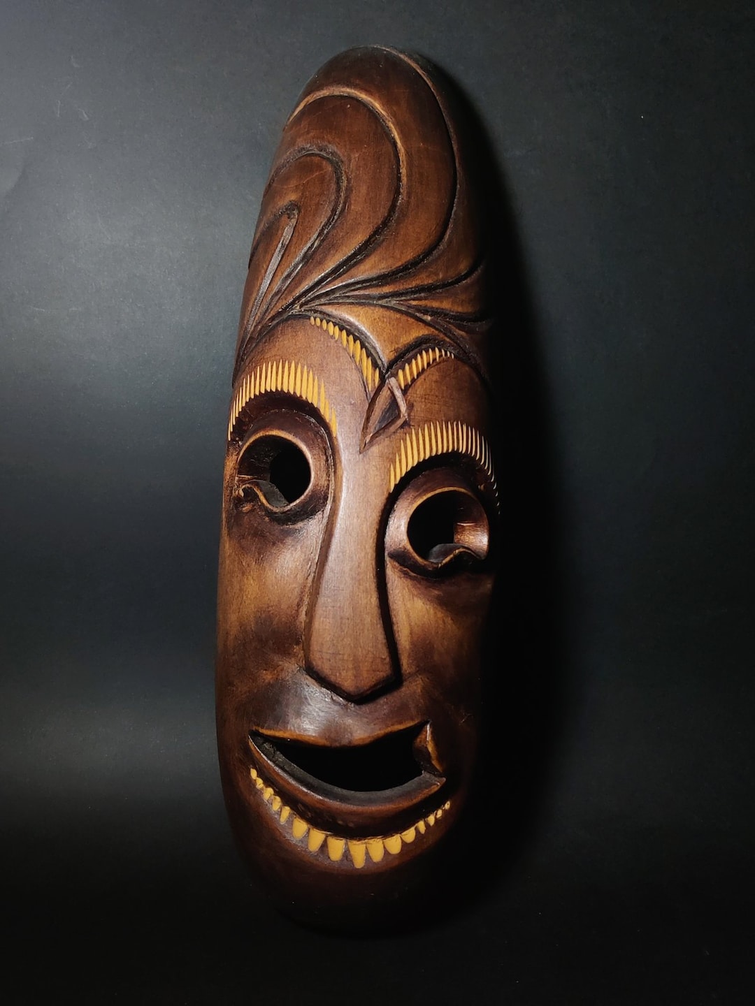 Hawaiian Style Wooden Tiki Mask/totem: Bringing the Spirit of Hawaii ...