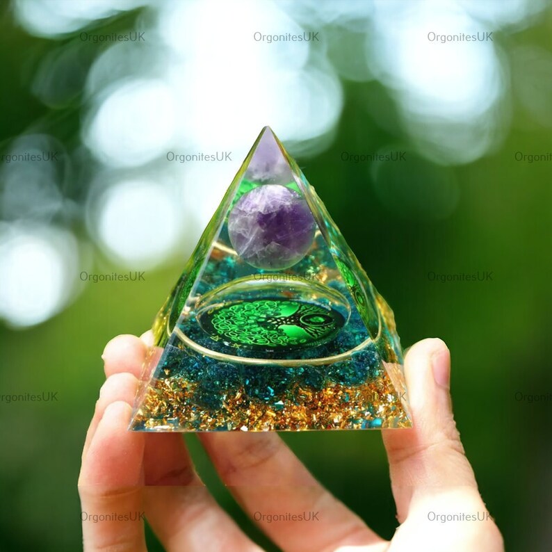 Green Crystal Orgonite Pyramid Natural Pyramid EMF Protection 5G ...