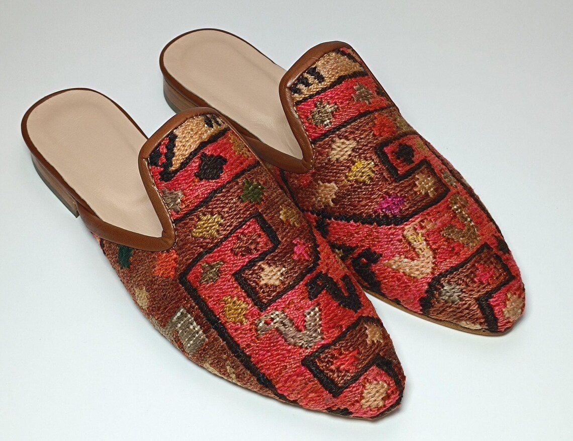 37 EU/ 7 US/ 5 UK Handwoven Sumak Kilim Mules: Boho Women's Slides - Etsy