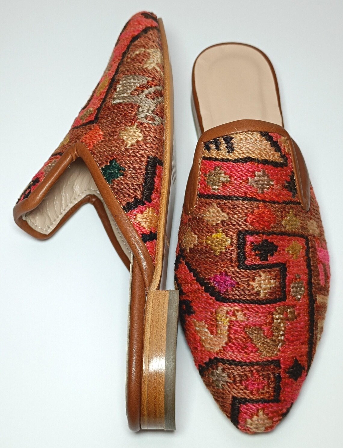 37 EU/ 7 US/ 5 UK Handwoven Sumak Kilim Mules: Boho Women's Slides - Etsy