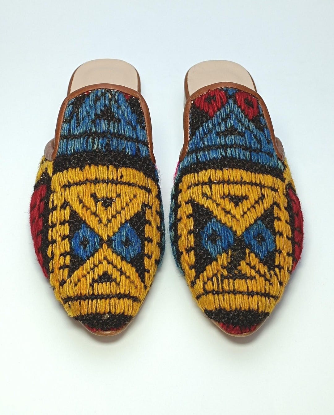 Handcrafted Kilim Mules: Vintage Turkish Rug Slippers (EU39/US9) - Etsy