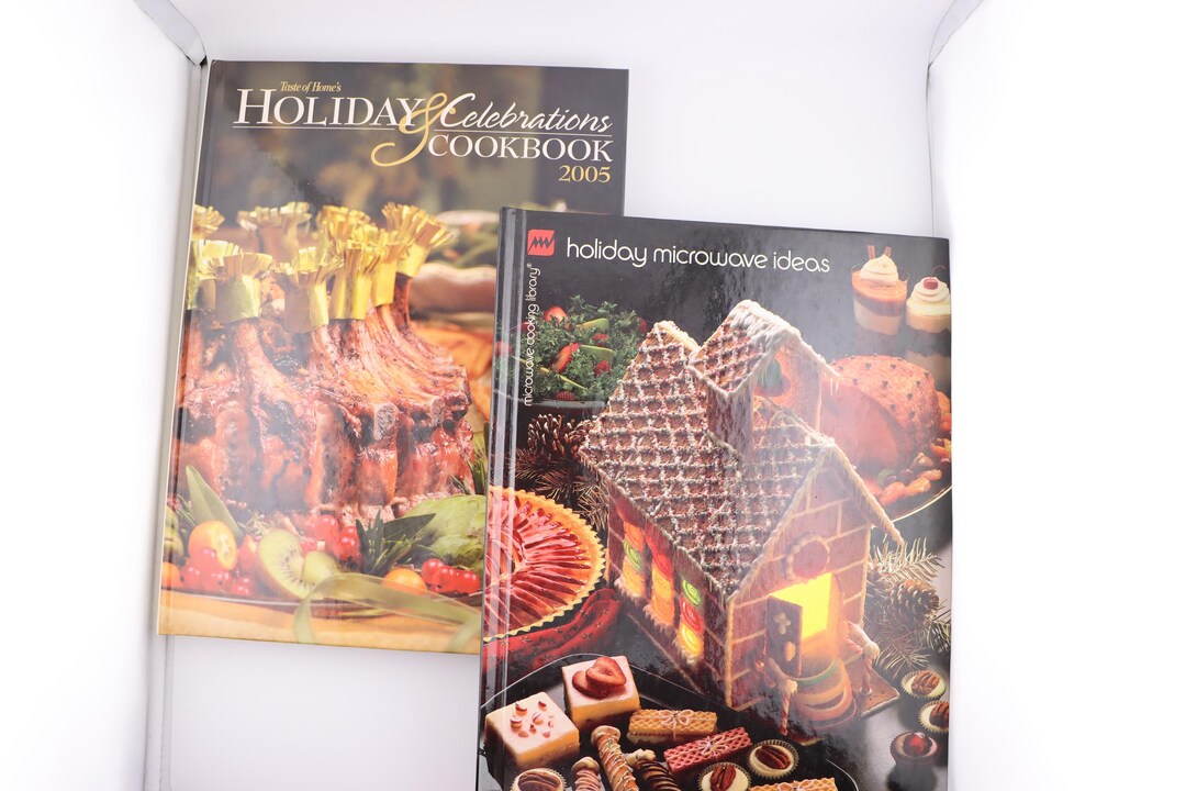 2 Hardcover Thanksgiving and Christmas Cookbooks Taste of Home's ...