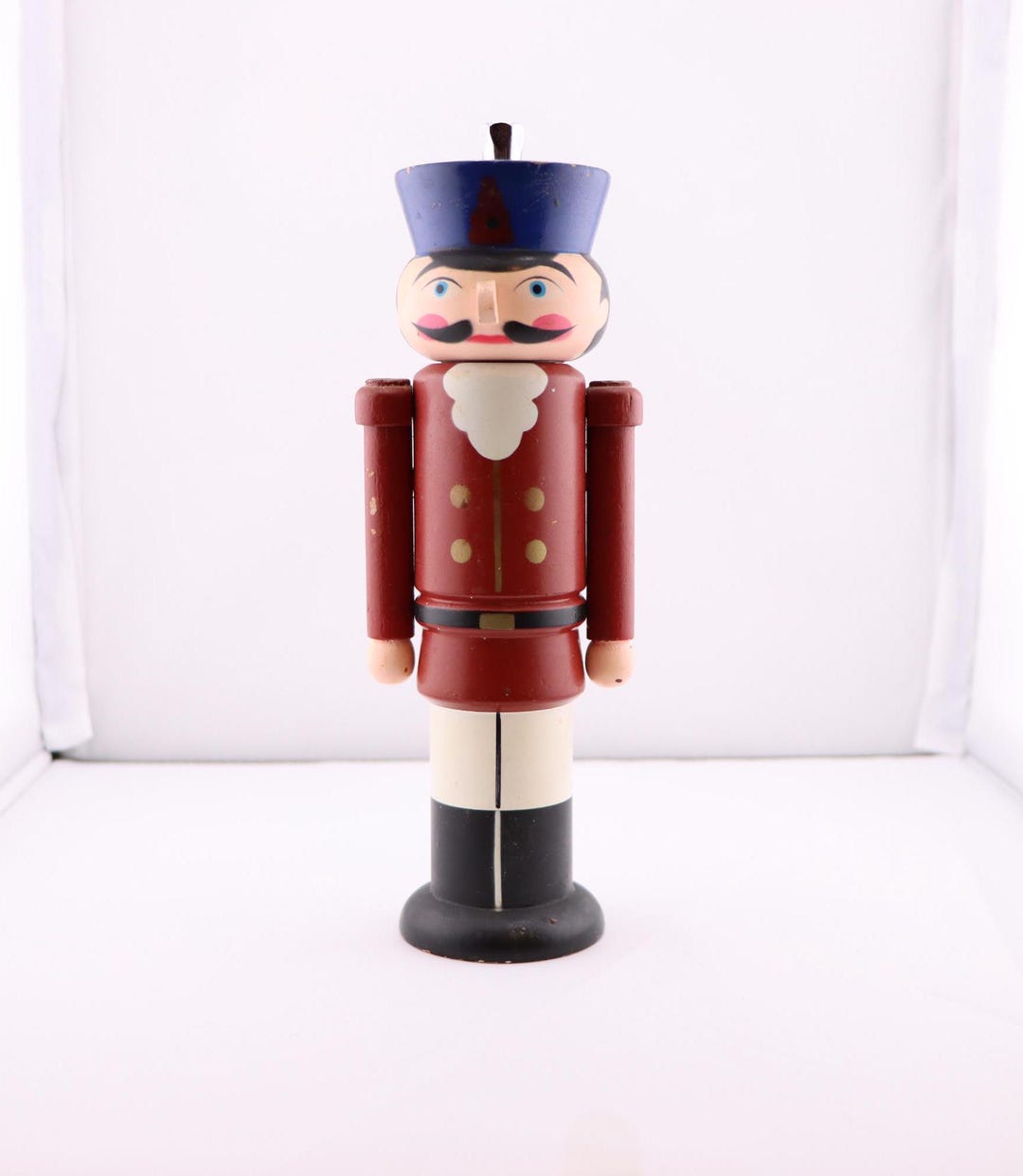 Vintage Wooden Avon Nutcracker Holiday Pepper Mill or Grinder - Etsy