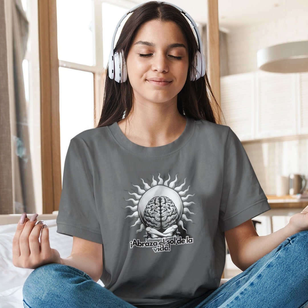 T-shirt "embrace the Sun of Life" Motivational Spanish Slogan Women ...
