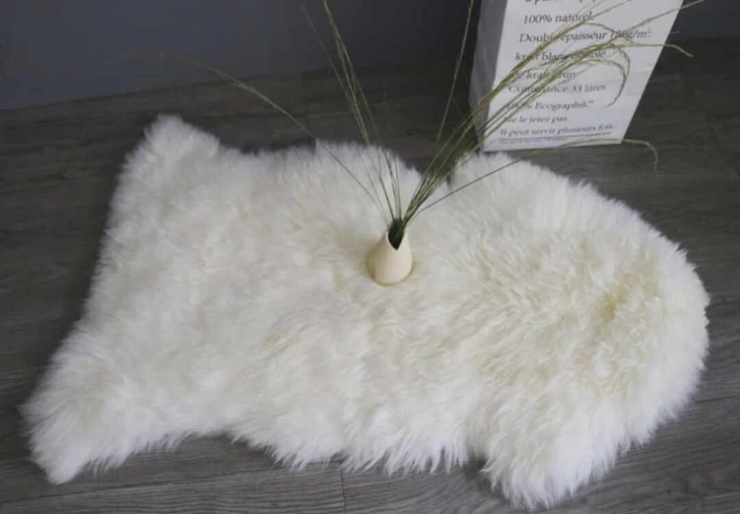 Ivory White Sheepskin Rug: 2x3 Ft Natural Wool, Soft Suede Backing - Etsy