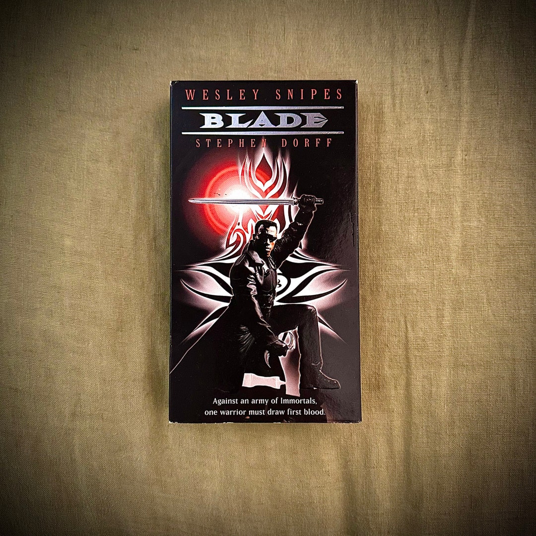 Blade VHS TAPE 90s Classic Action Fantasy Wesley Snipes, Stephen Dorff ...
