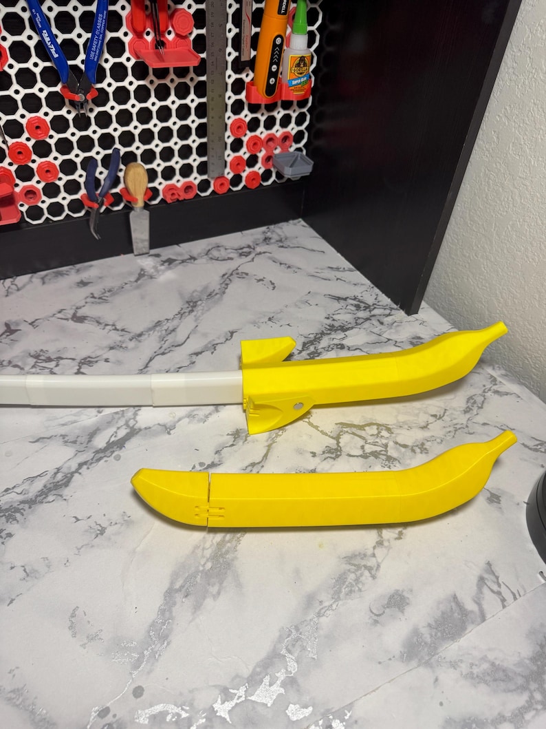 Fruit Katana - Collapsible Sword - Funny Gag Toy Gift (3d Print ...