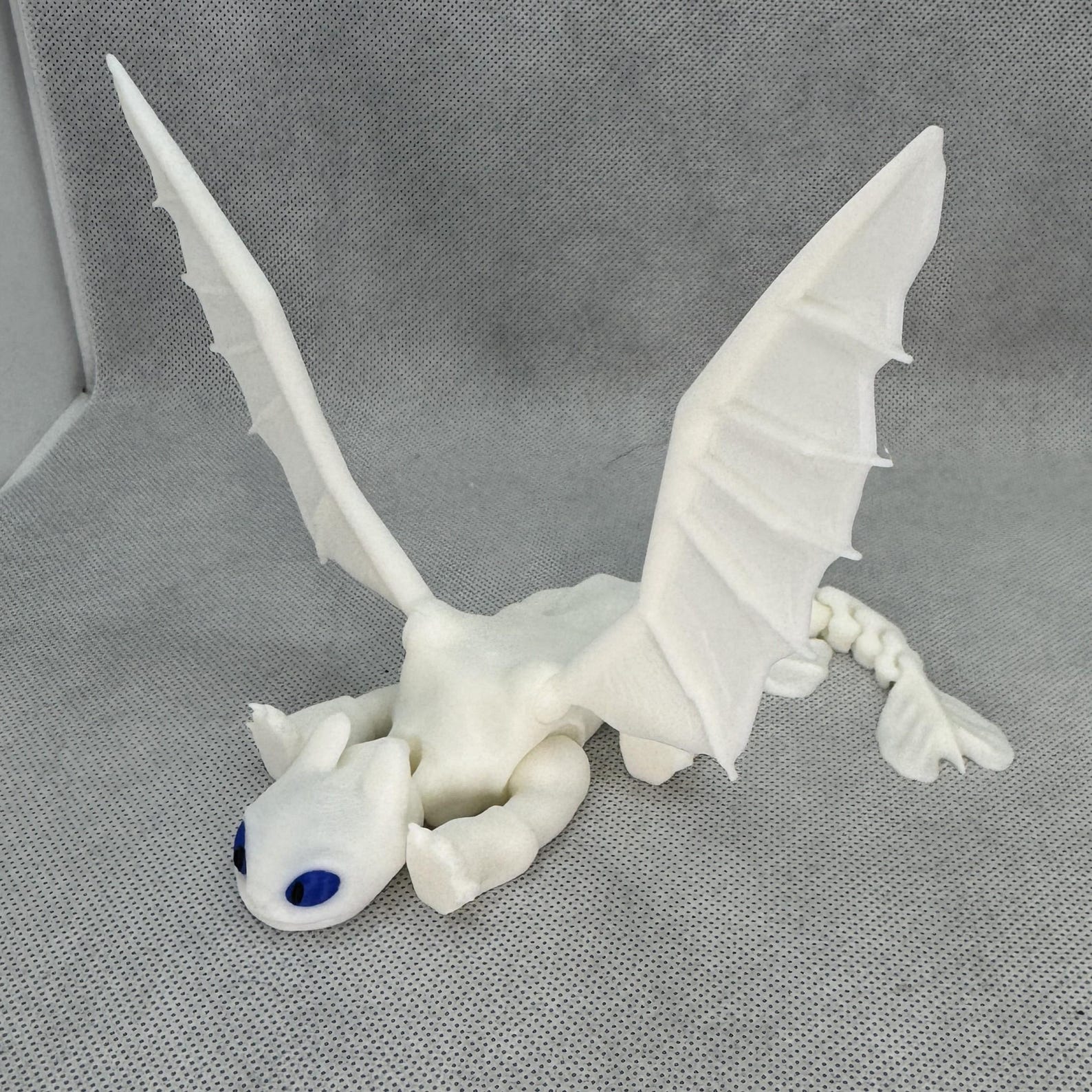 Articulated Dragon Figurines: How to Train Your Dragon Set - Moving ...