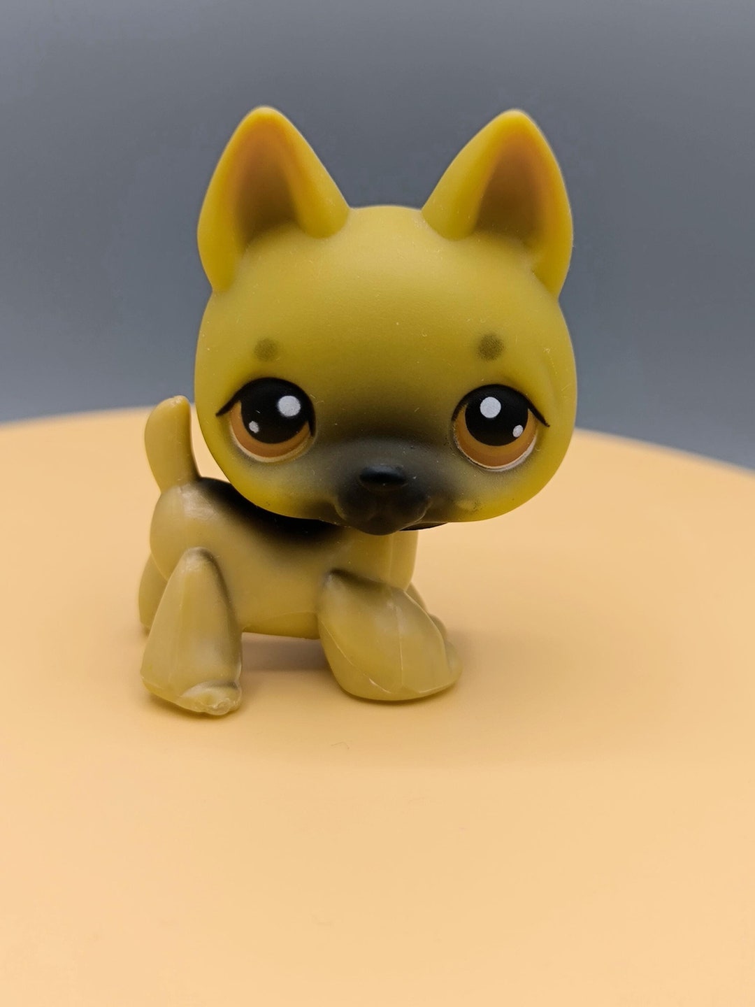 Littlest Pet Shop German Shepherd 61, Authentic Pet Figurine, LPS ...