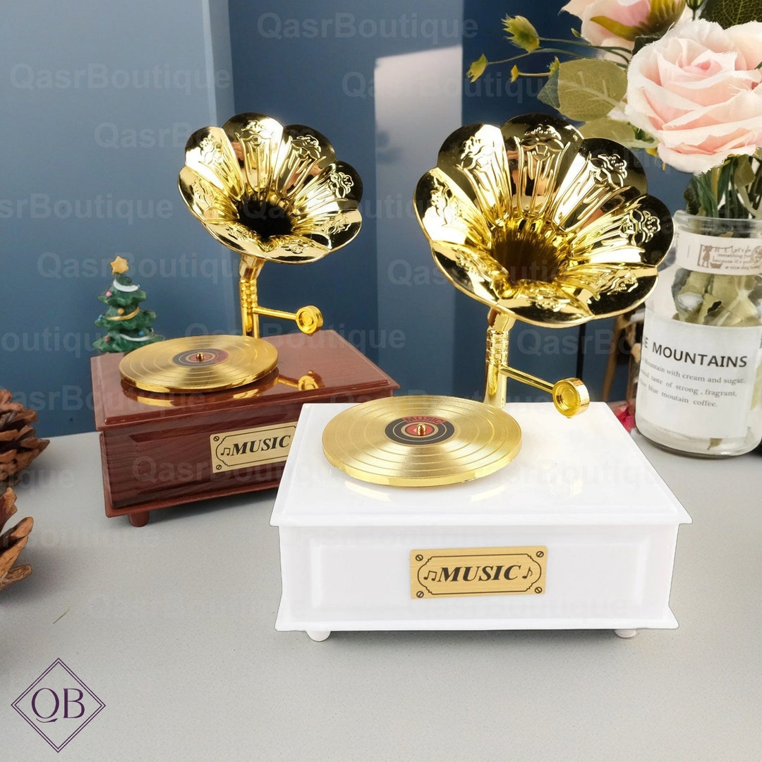 Retro Record Player Music Box, Handmade Phonograph, Music Box Home ...